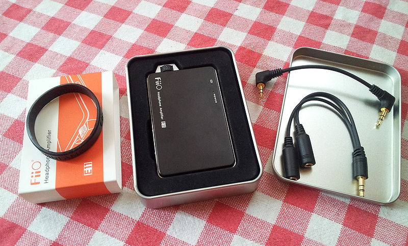 Продава: FiiO E11 // Преносим усилвател за слушалки - БАЗАР - PHOTO FORUM