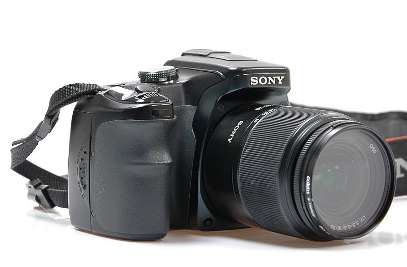 Продава: Sony A100 + обектив 18-70 - БАЗАР - PHOTO FORUM