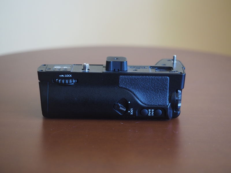 Продава: Olympus EM-1, trinity pro 2.8 zooms: 7-14, 12-40, 40-150 ...