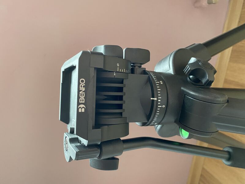 Продава: Статив Benro T980EX Photo & Video Tripod Kit - БАЗАР - ФОТО ФОРУМ