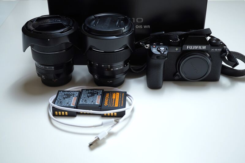 Продава: Fujifilm X-S10 + Fuji XF 16-80mm F/4 WR + Fuji XF10-24mm F/4 ...
