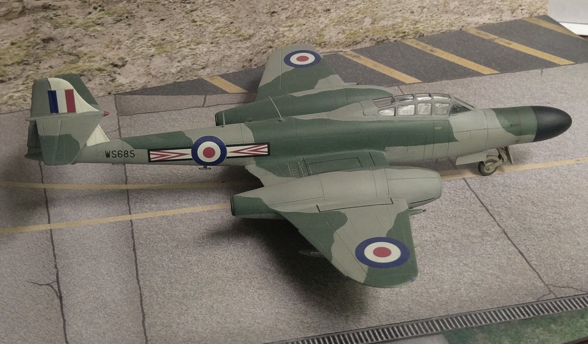 Armstrong Whitworth Meteor NF Mk.12, Matchbox 1/72 - Ready for ...