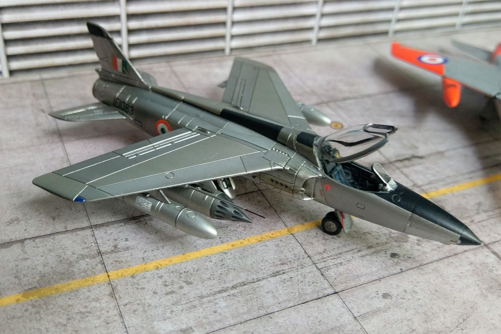 Airfix Gnat T.1/Special Hobby HAL Gnat F.1 1/72 - two cousins - Ready ...