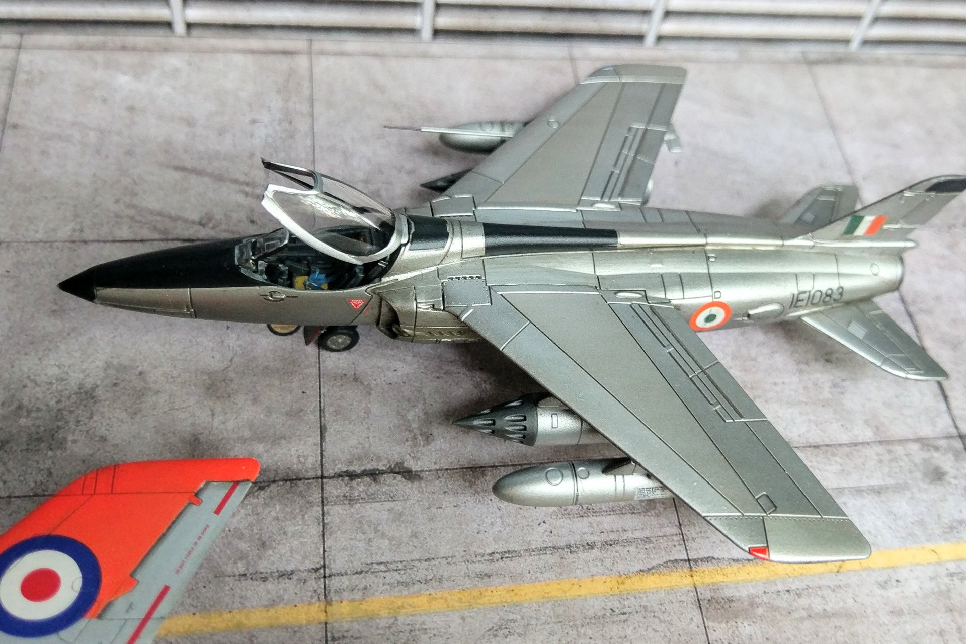 Airfix Gnat T.1/Special Hobby HAL Gnat F.1 1/72 - two cousins - Ready ...