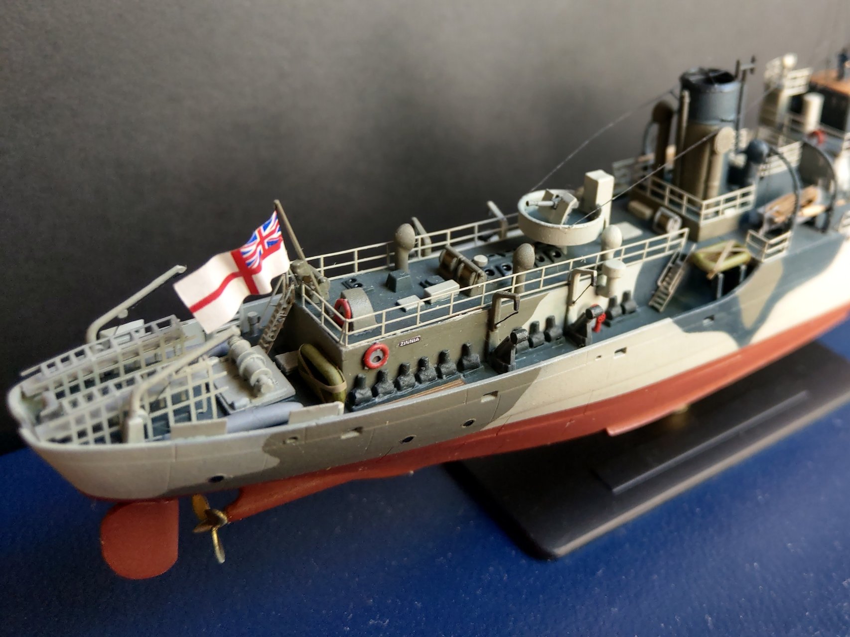 Mirage Hobby 1/350 Flower Class corvette "Zinnia" - Ready for ...