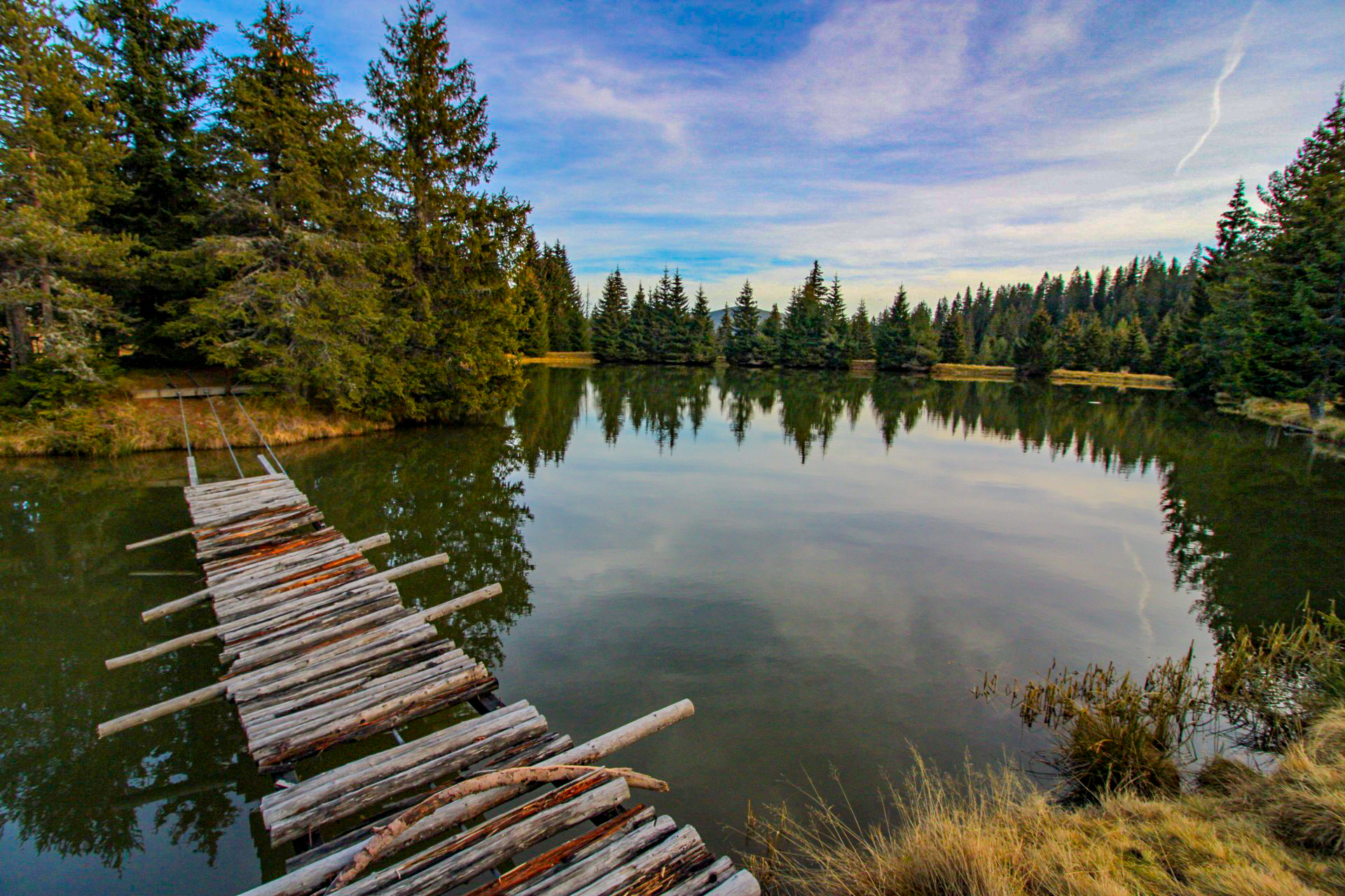 Малко езерце | Author Radostin Veselinov - Radostin403 | PHOTO FORUM